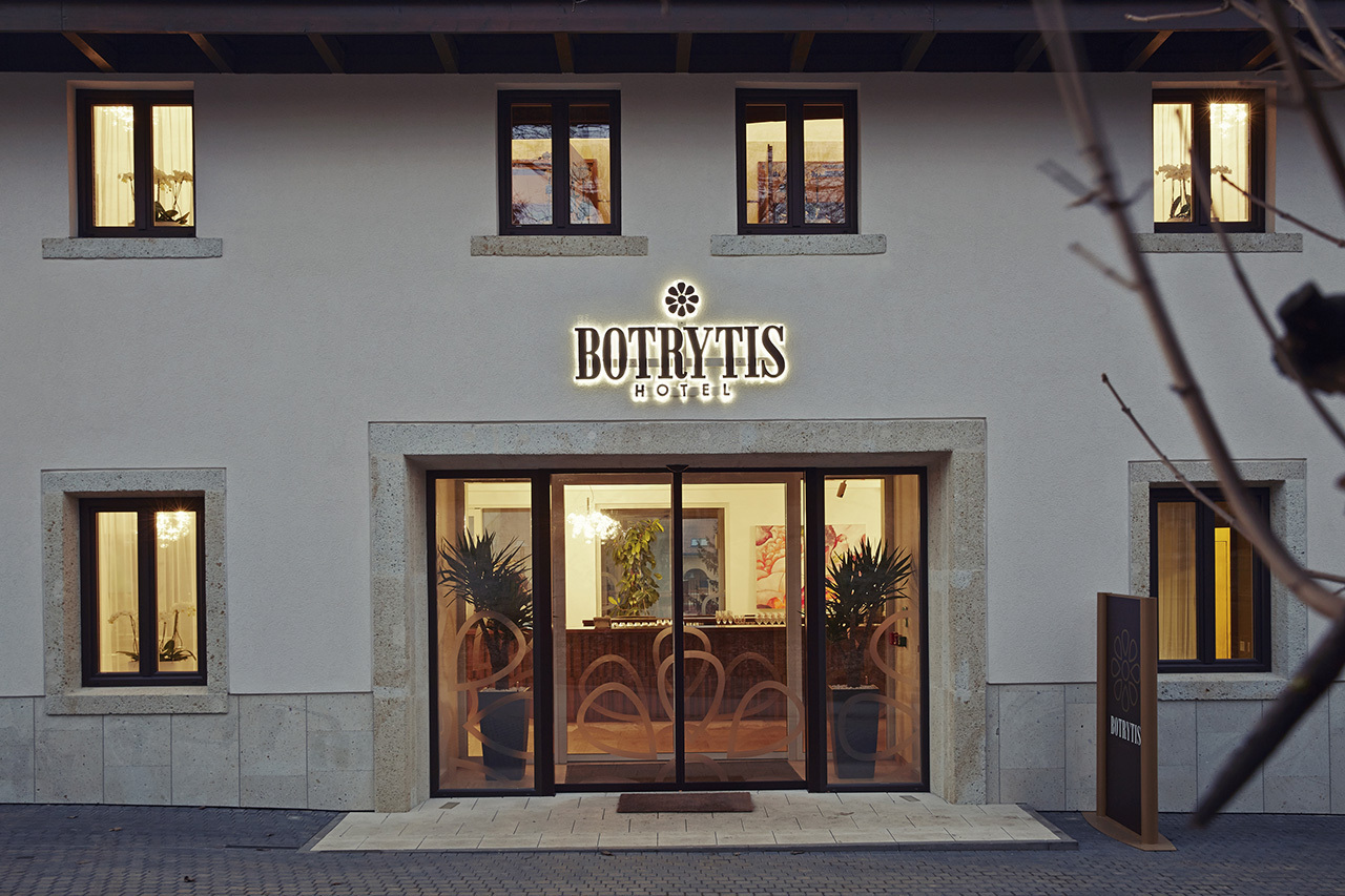 Hotel Botrytis